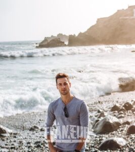 Security vs Freedom: Choosing What Matters Most in Life » Flâneur Life